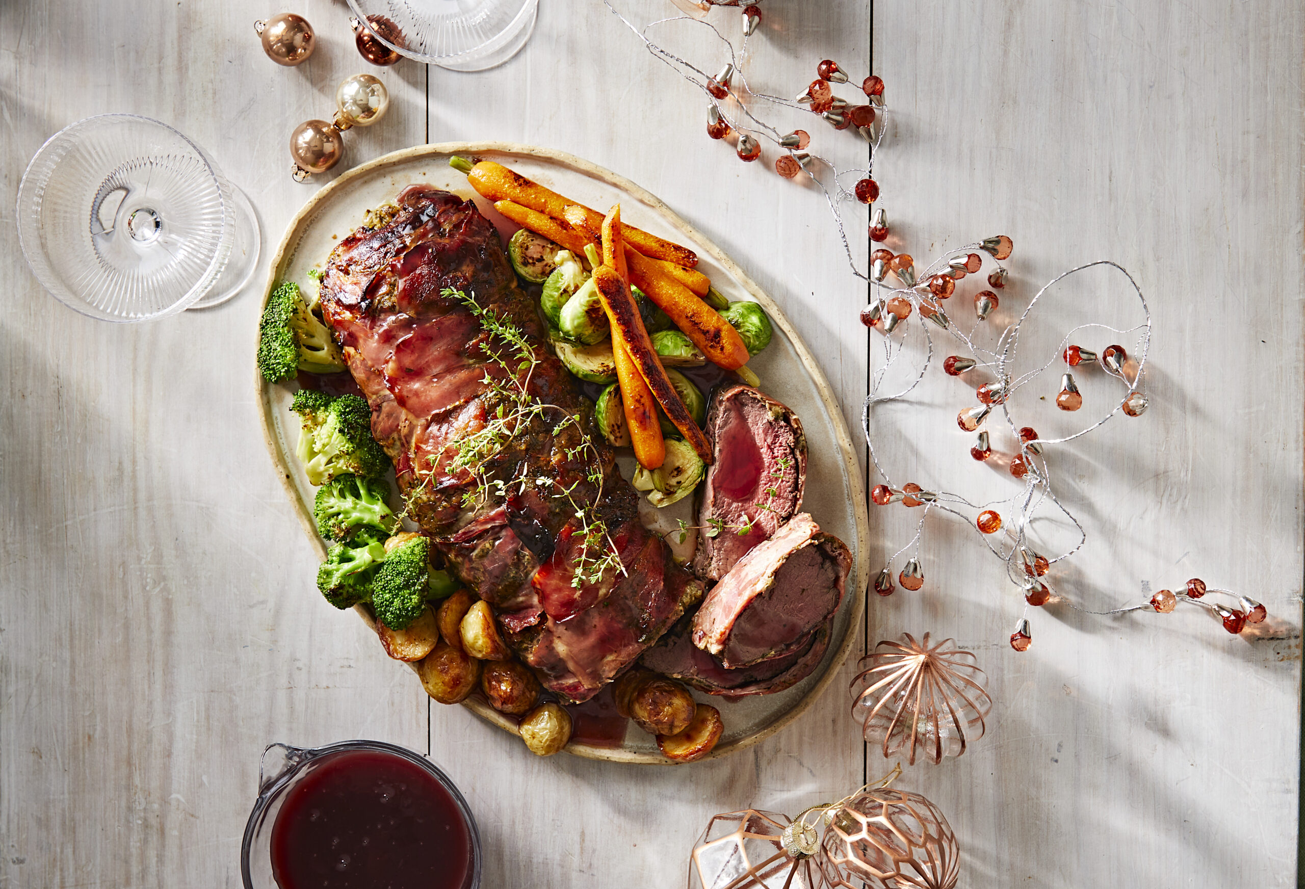 Taste of Christmas – Roasted Beef Fillet Wrapped in Eschalots ...